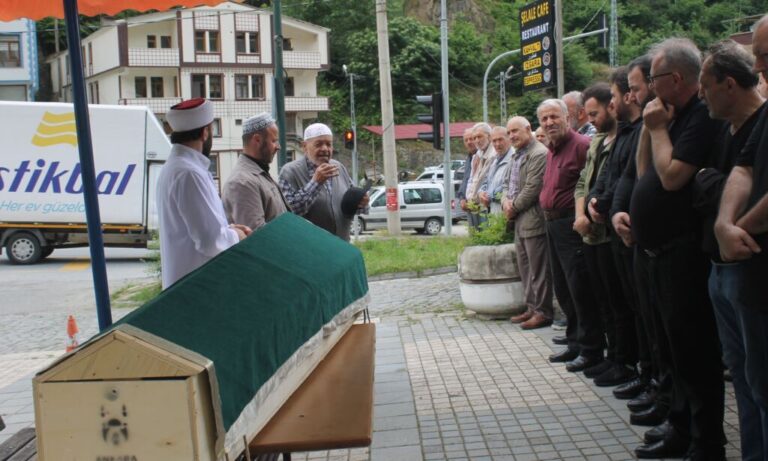 Taşkıran Mahallesinden Mevlüde Şahin sonsuzu uğurlandı