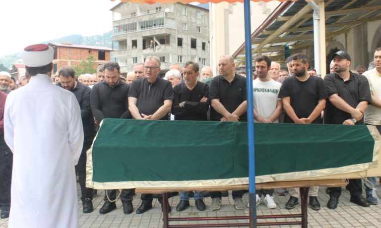 Taşkıran Mahallesinden Mevlüde Şahin sonsuzu uğurlandı